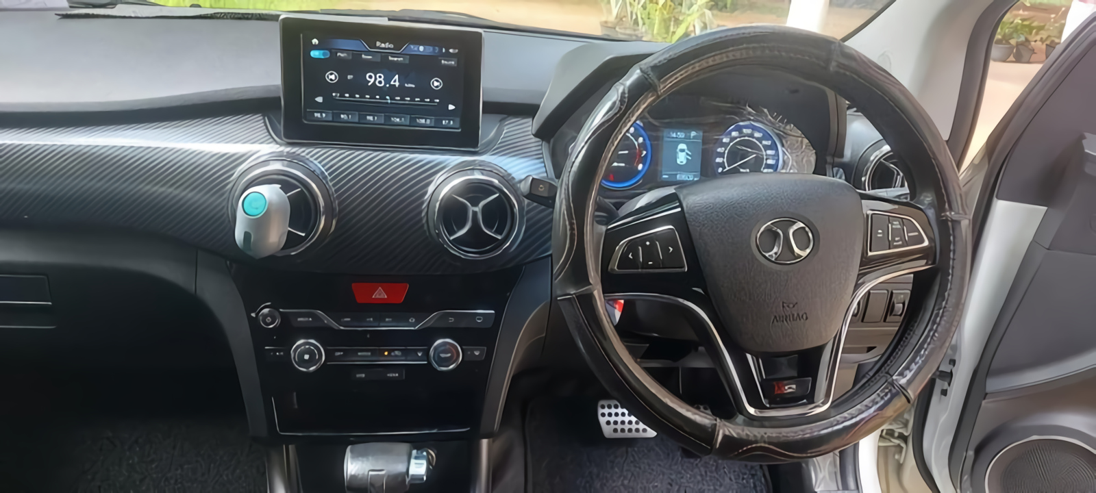 2017 White Micro X25 4dr Petrol SUV for sale for Rs. 4,600,000 in ...